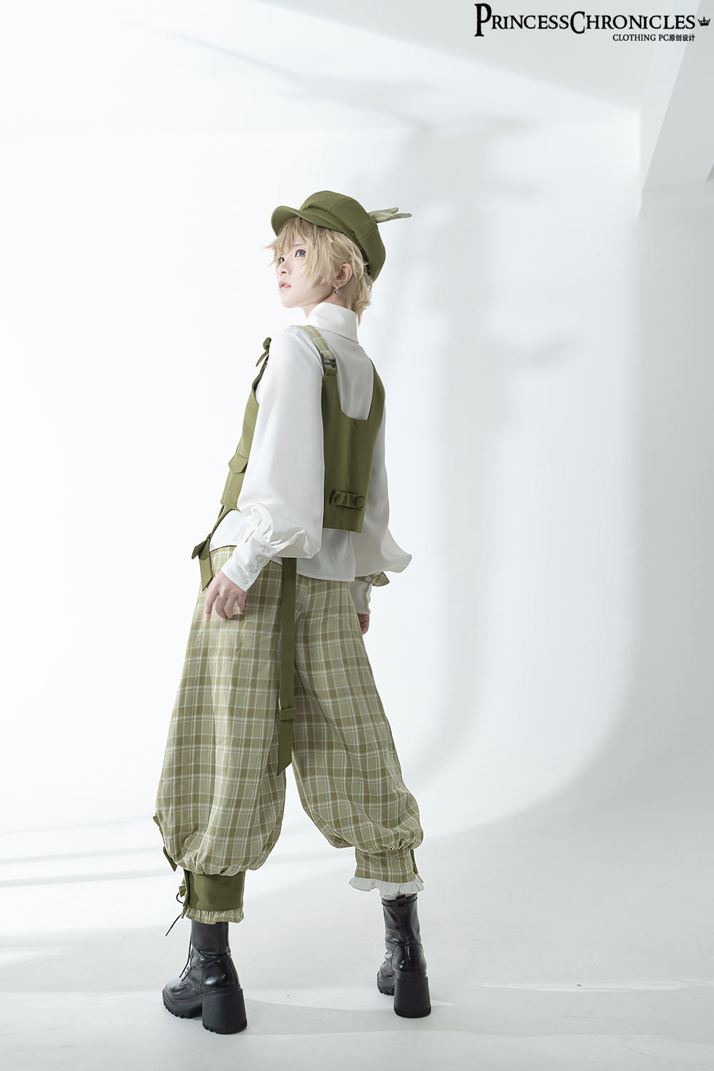 The Secret Morning Post Ouji Lolita Vest, Pants, Blouse and Hat - Matcha