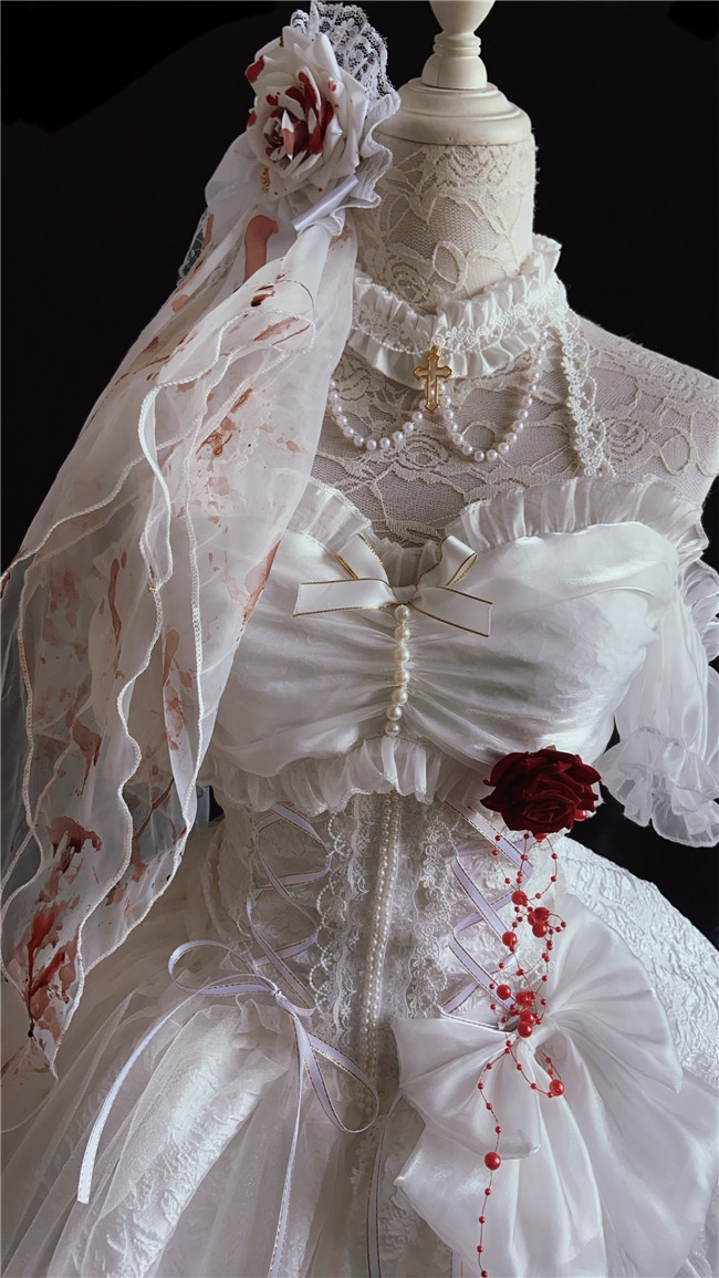 Bloody wedding dress 60 photos - Astyledwedding.com