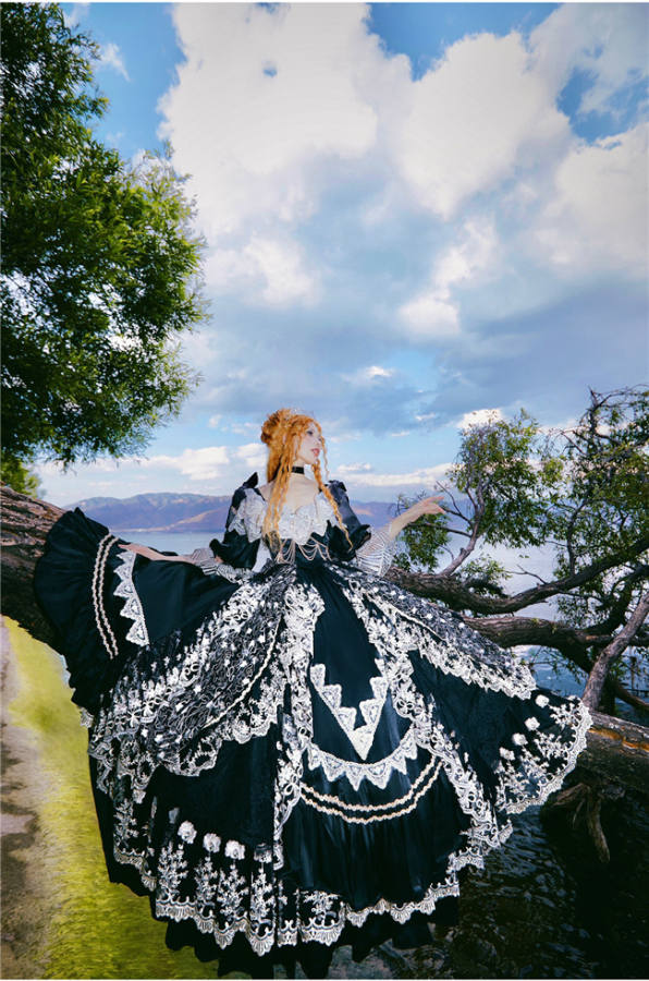 Airfreeing Heavy Design Black Rococo Classic Wedding Dress Full Set