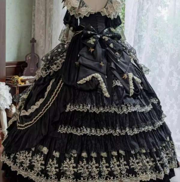 Airfreeing Heavy Design Black Rococo Classic Wedding Dress Full Set